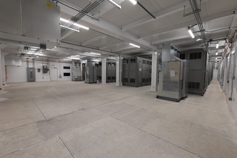 Mission Critical Data Centers: A Comprehensive Guide | Miller Industries